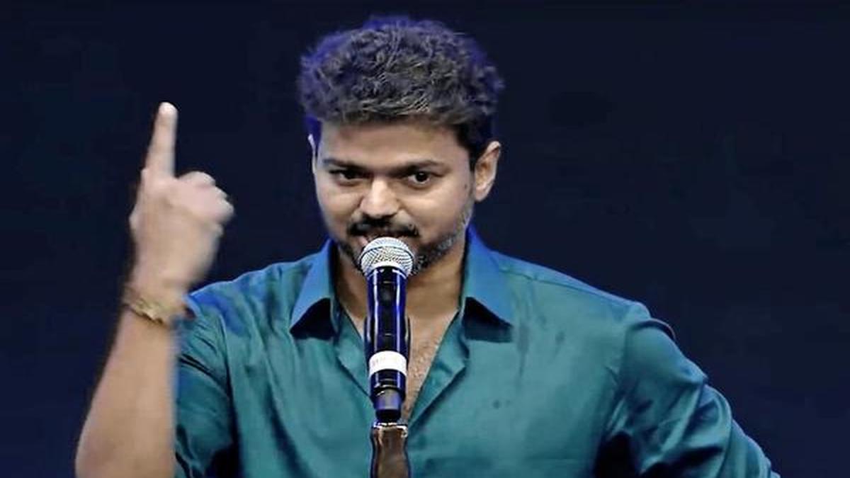 'Sarkar' gets four cuts after protests by AIADMK cadres - The Hindu