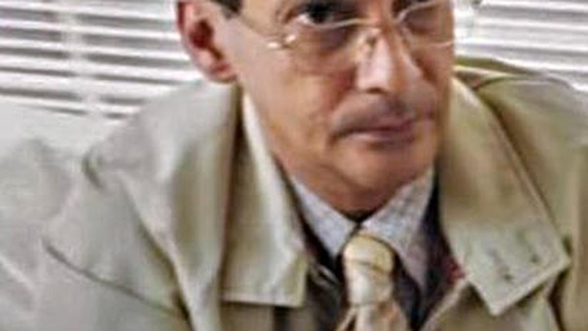 Ranjit Chowdhry: theatre in his blood - The Hindu