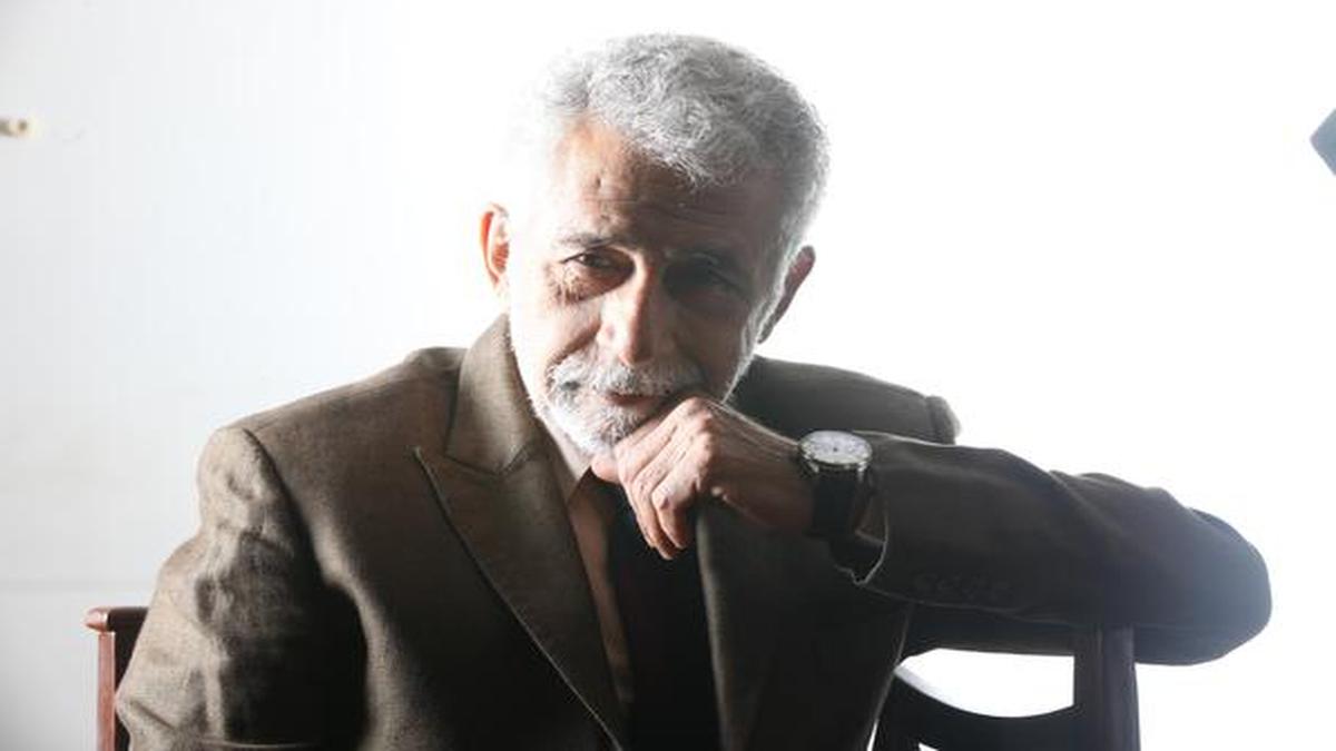 Naseeruddin Shah and his Motley troupe presents The Father for a ...