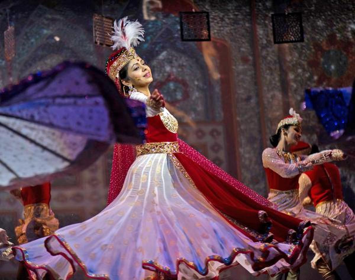 Mughal E Azam Costumes