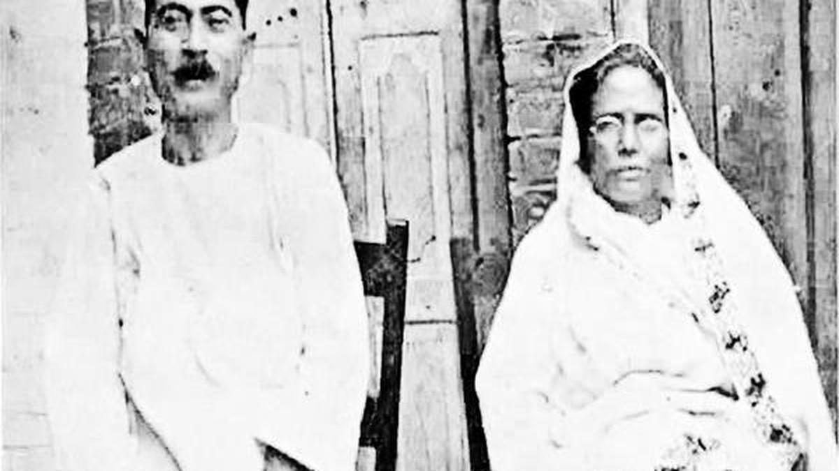 Seeing Premchand through Shivrani’s words - The Hindu