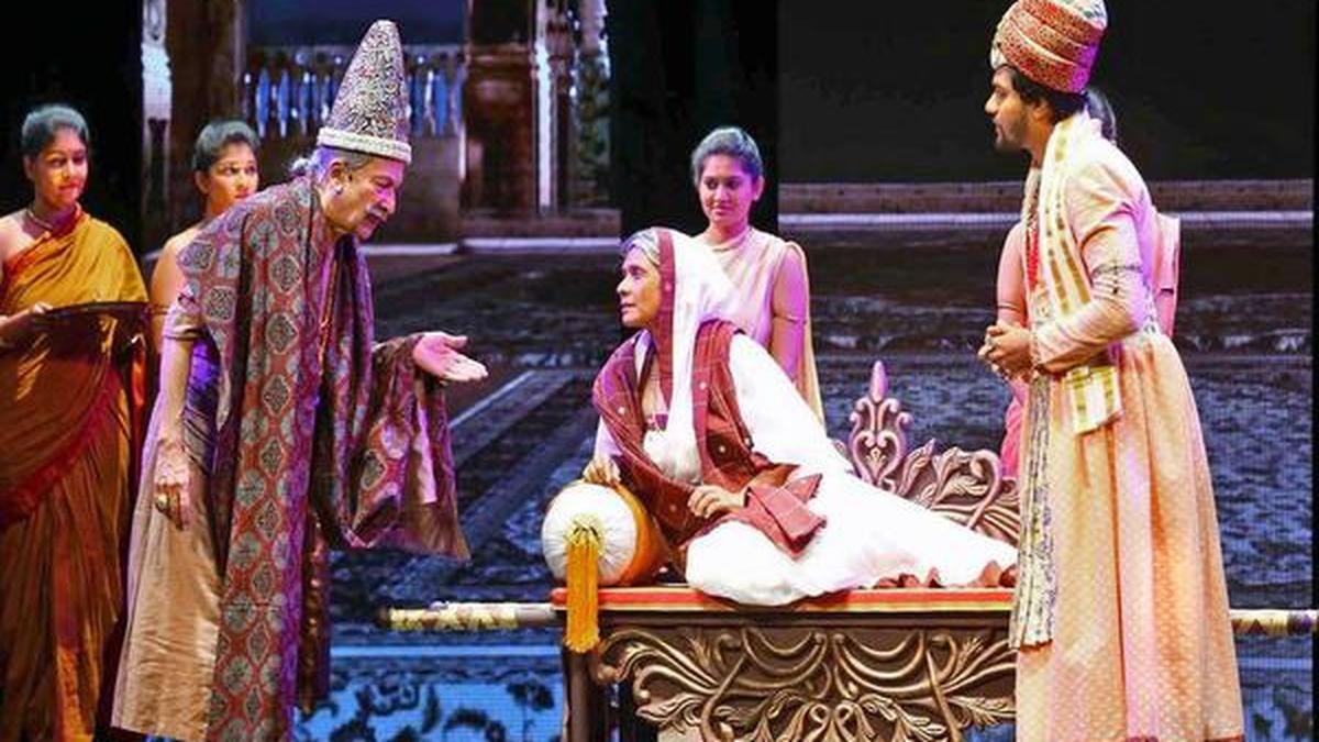 Lessons in palace intrigue - The Hindu