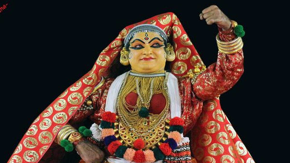 Peesapilly Rajeevan excels as Urvashi in Kalakeyavadham - The Hindu