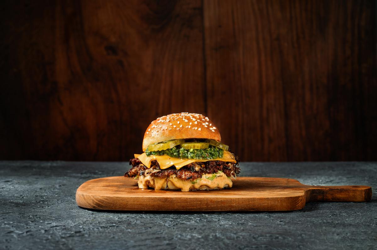 Smash Guys open their first outlet in Bengaluru with smash burgers ...