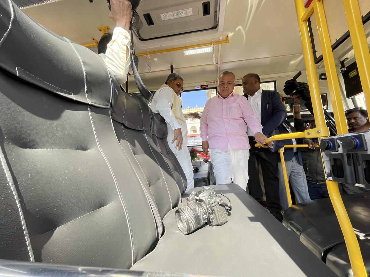 KSRTC launches 100 new Ashvamedha Classic buses in Karnataka - The Hindu