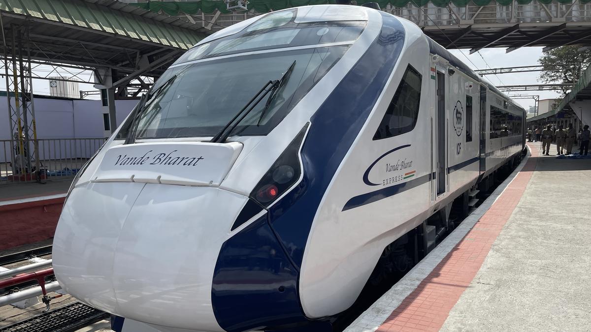 Commercial operation of Vande Bharat Express begins - The Hindu