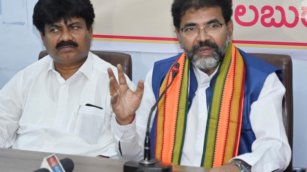 Congress has failed to work for welfare of SCs and STs: Chalavadi Narayanaswamy - The Hindu