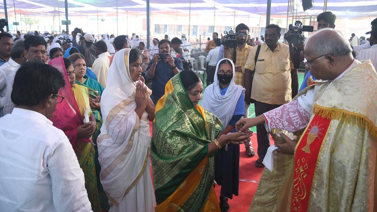 Thousands turn up for Gunadala Mary Matha Utsavams in Vijayawada - The ...