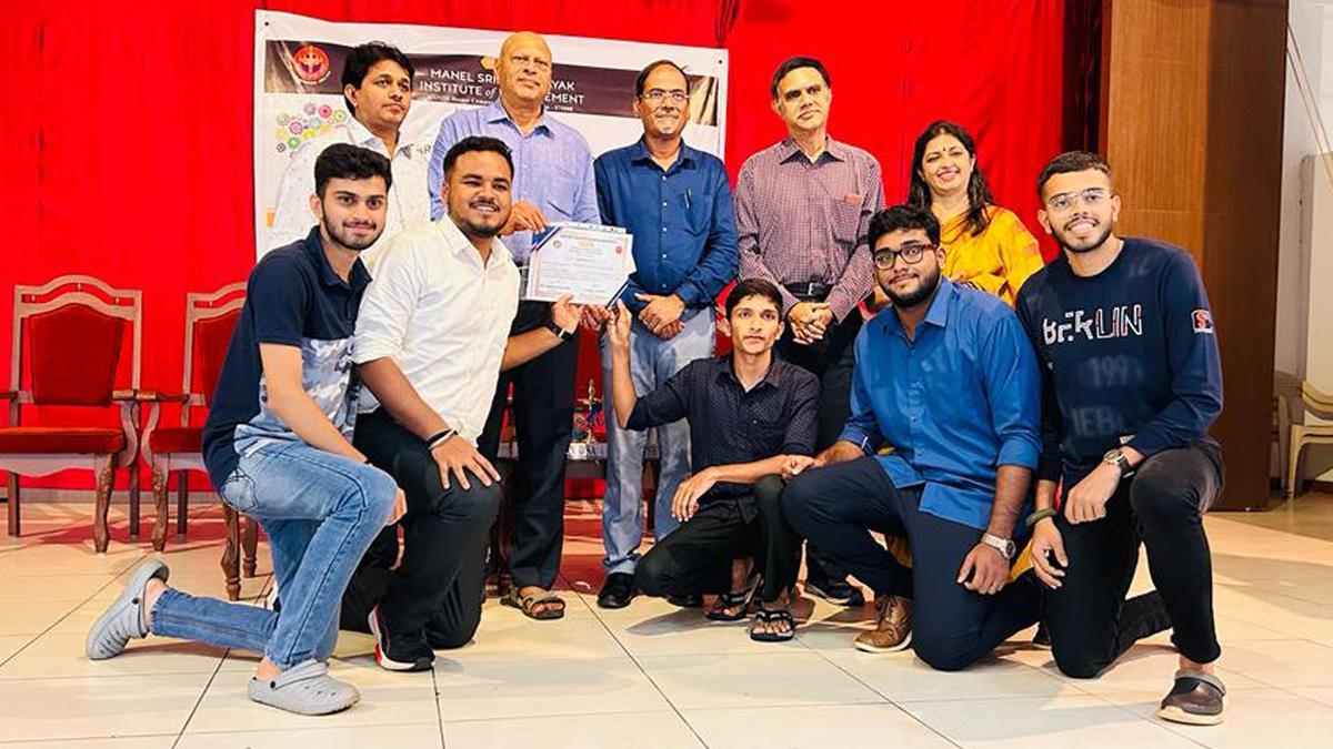 Canara College students win MSNIM-Rotary Biz Quiz 2023 - The Hindu