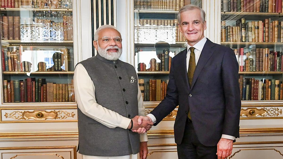 PM Modi meets Norwegian counterpart in Denmark, discusses ways to ...
