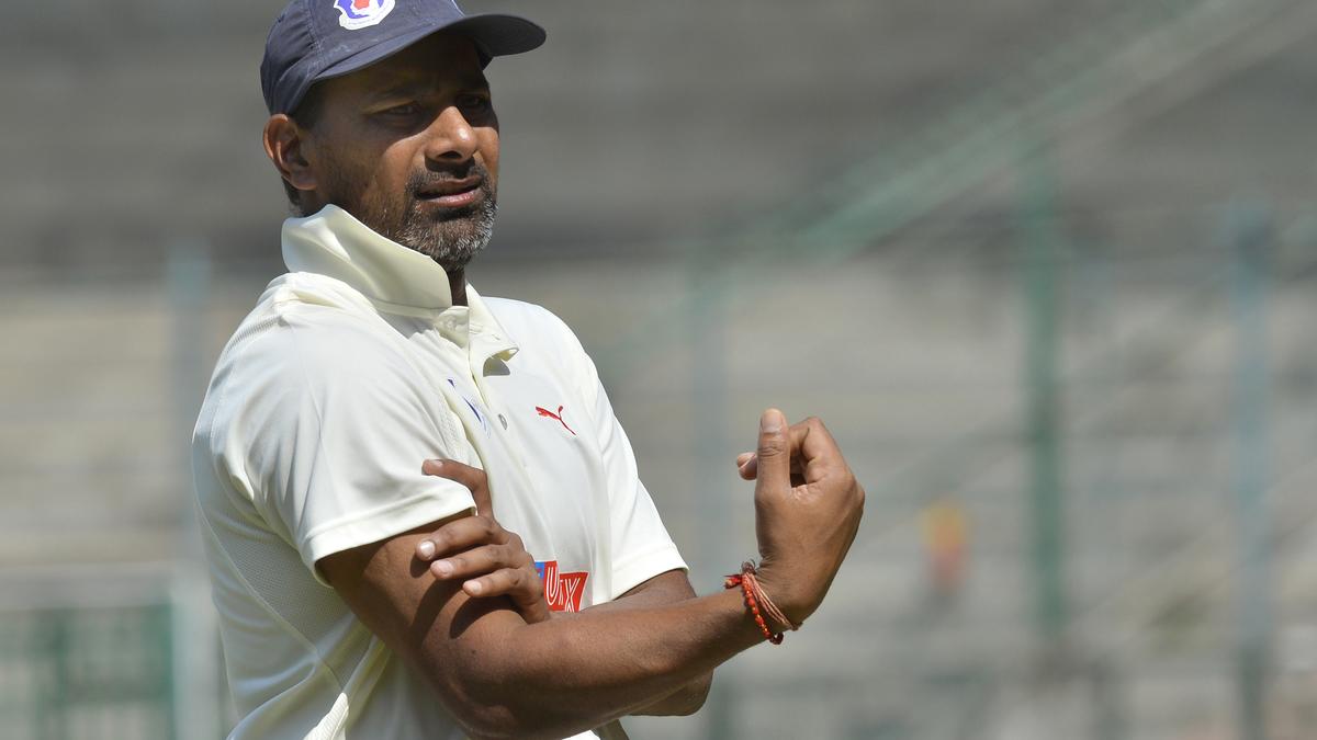 Former India pacer Praveen Kumar and his son survive car crash in Meerut - The Hindu