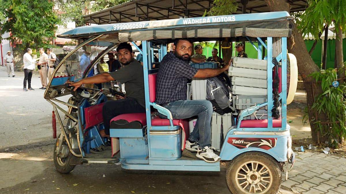 Happy to serve, say bike taxi, e-rickshaw drivers engaged to ferry ...