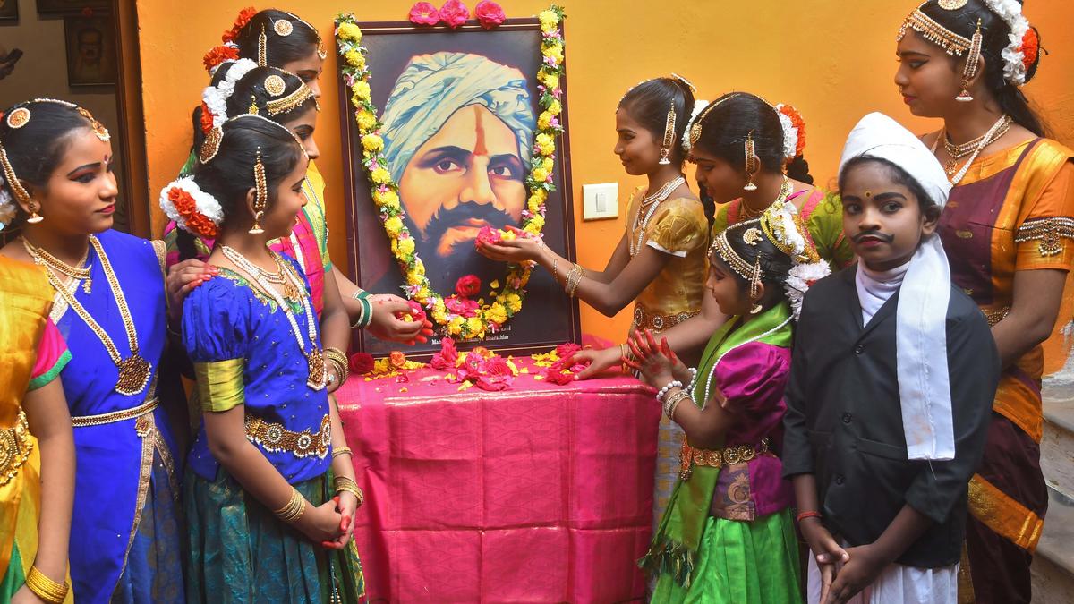 Floral tributes paid to Mahakavi Subramania Bharati on birth ...