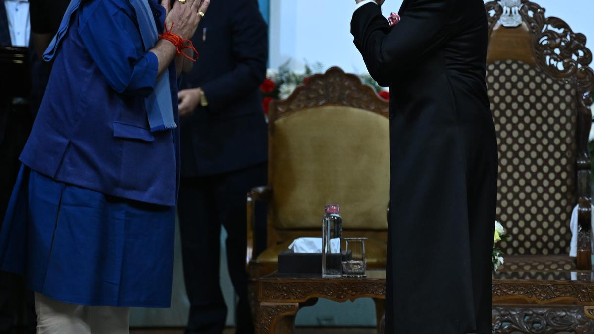 Friction between J&K Lieutenant-Governor and CM Omar Abdullah growing - The Hindu