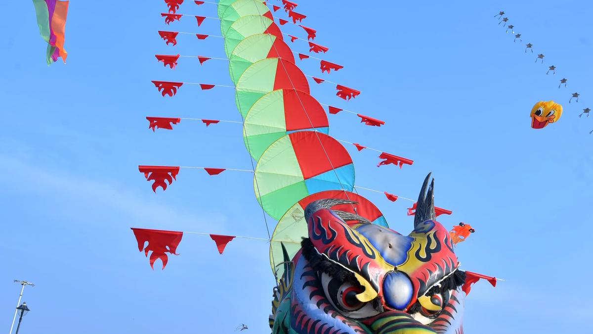 Beypore International Water Festival sees massive turnout - The Hindu