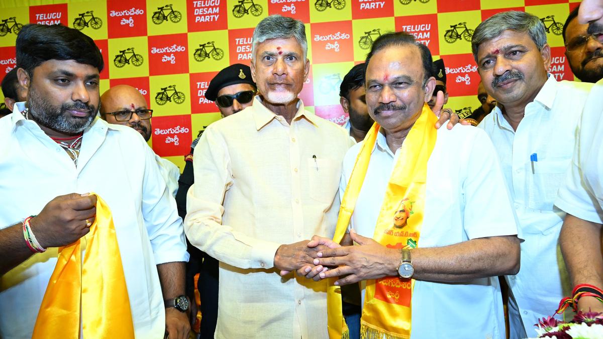 YSRCP MP Magunta Sreenivasulu Reddy and his son join TDP - The Hindu