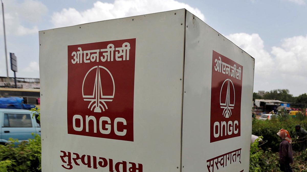 ONGC plans to invest ₹1 lakh crore to set up two petrochemical plants - The Hindu