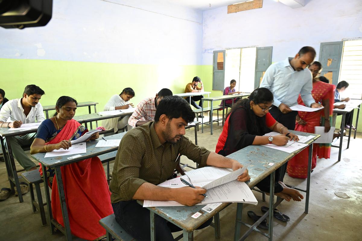 Tirunelveli records 77% attendance in TNPSC Group IV exam - The Hindu