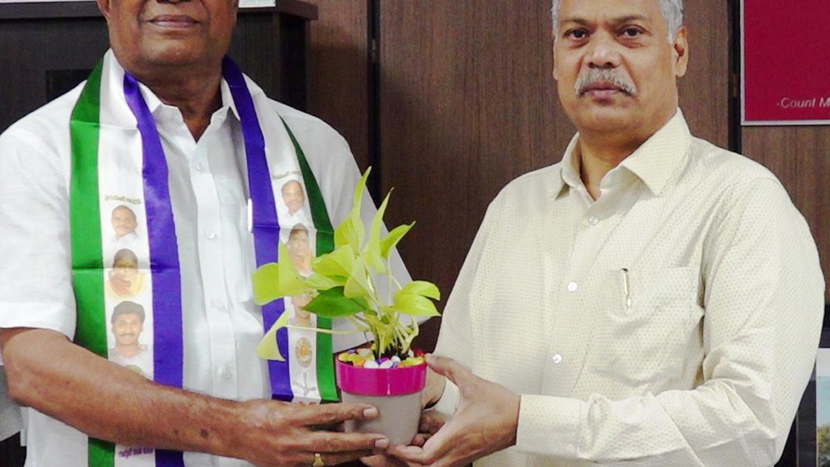 Raja Reddy takes charge as APSRTC Board member - The Hindu