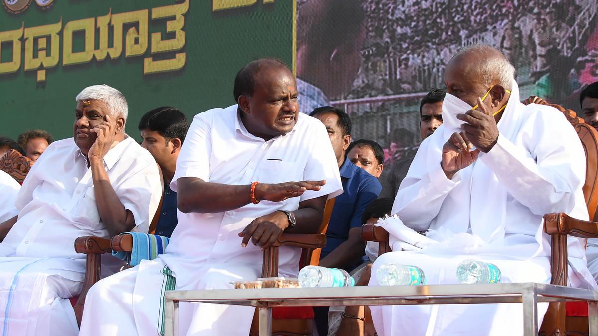 JD(S) on a mission to protect its turf with Pancharatna Yatra - The Hindu