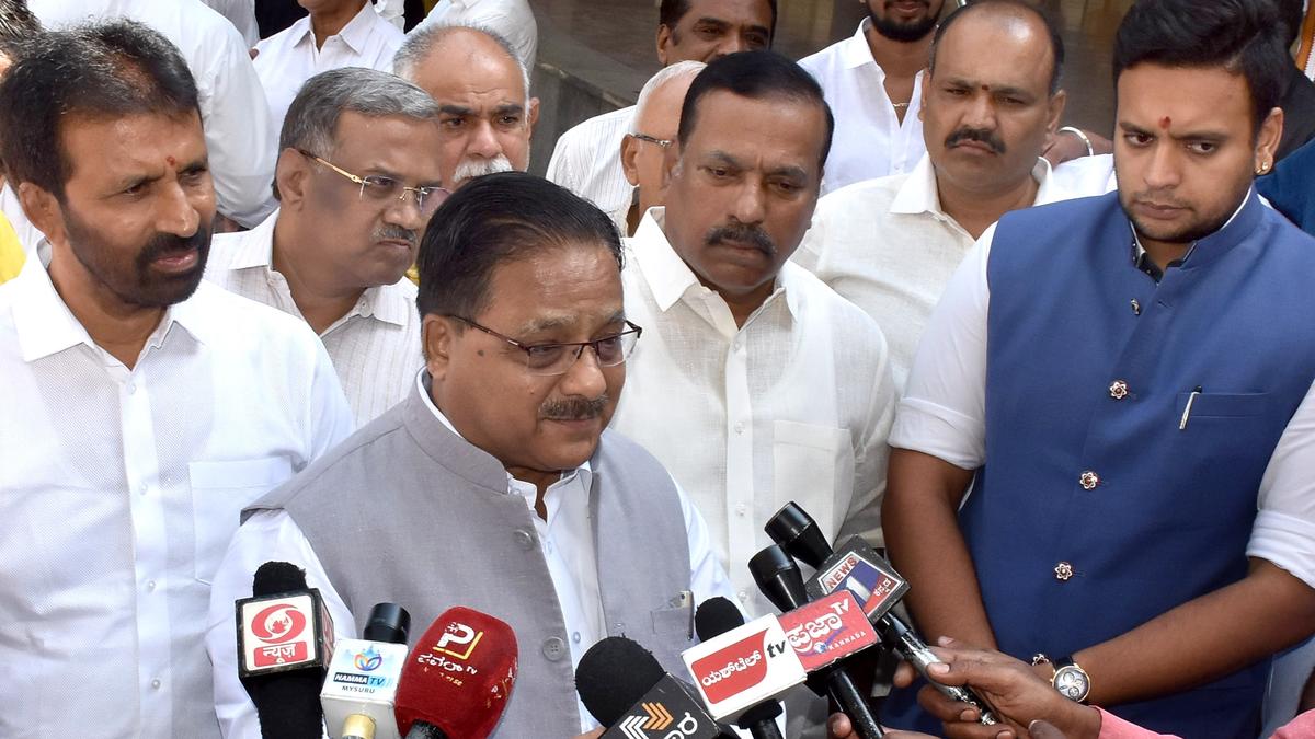 Yaduveer is a better candidate than Pratap Simha, says Radha Mohan Das ...