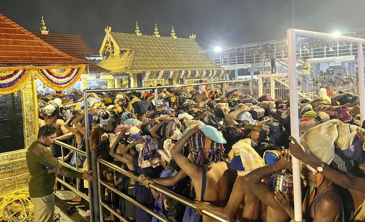 Sabarimala season kicks off on a positive note - The Hindu