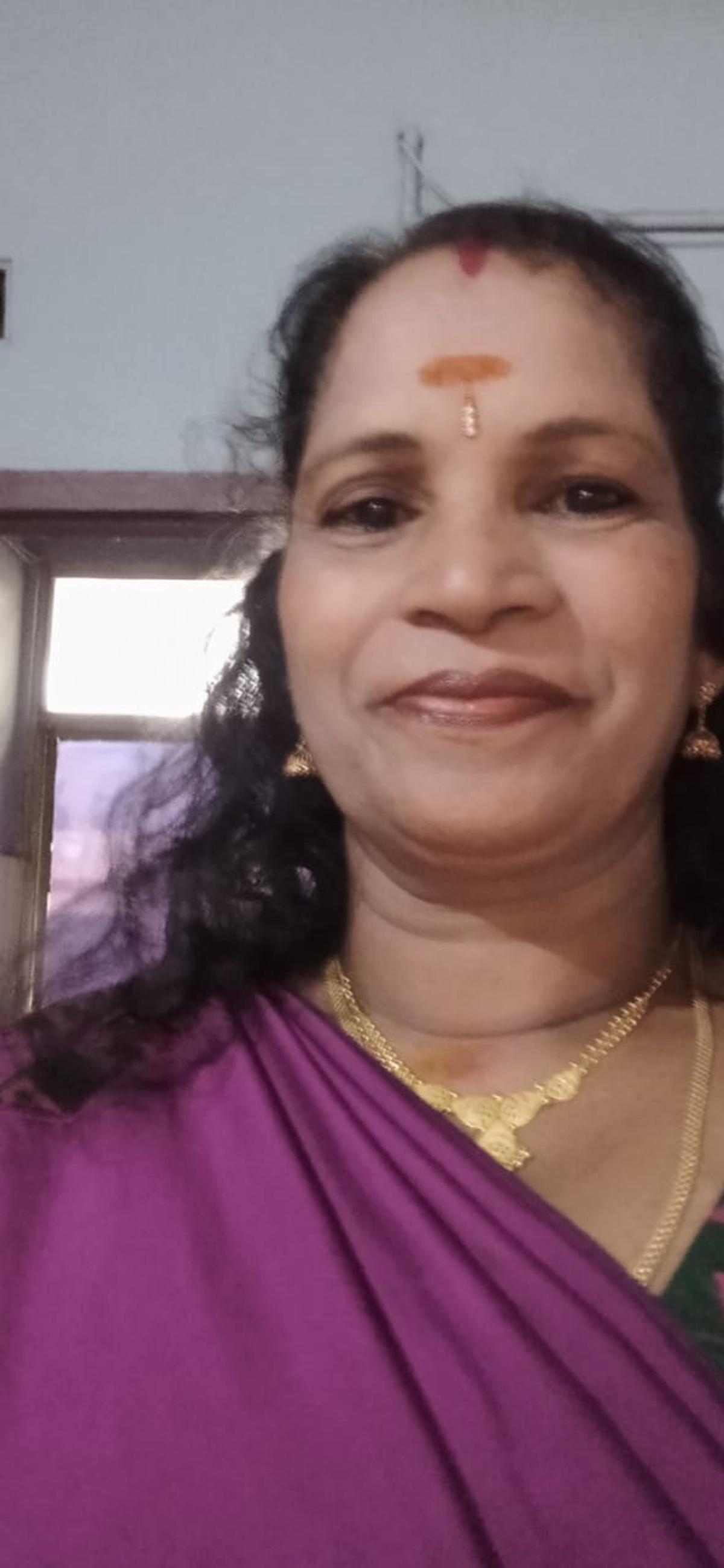 Seven female stand-up actors, all stars of the small screen, perform in ...