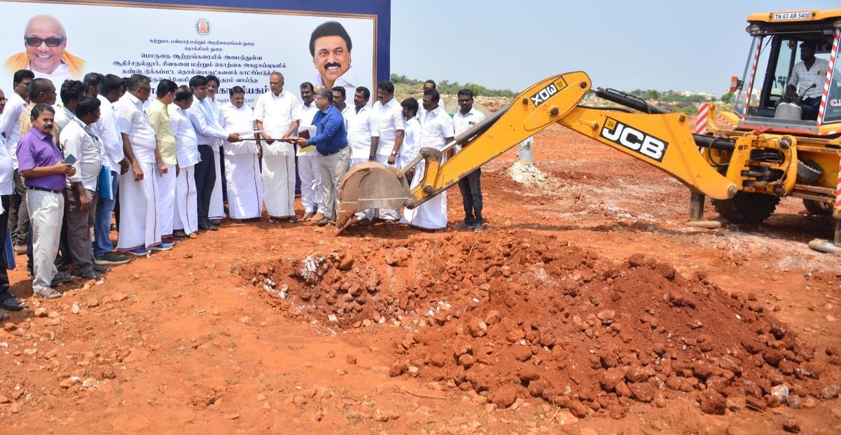 Stalin lays foundation for ‘Porunai Museum’ in Tirunelveli district ...