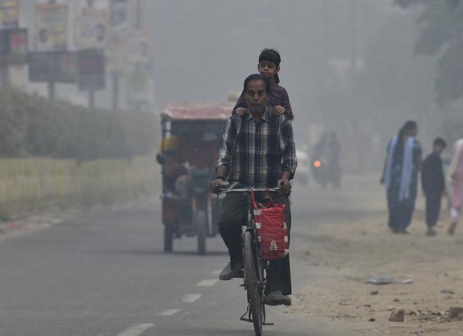 Delhi-NCR's air quality deteriorating; curbs under stage 3 of anti ...