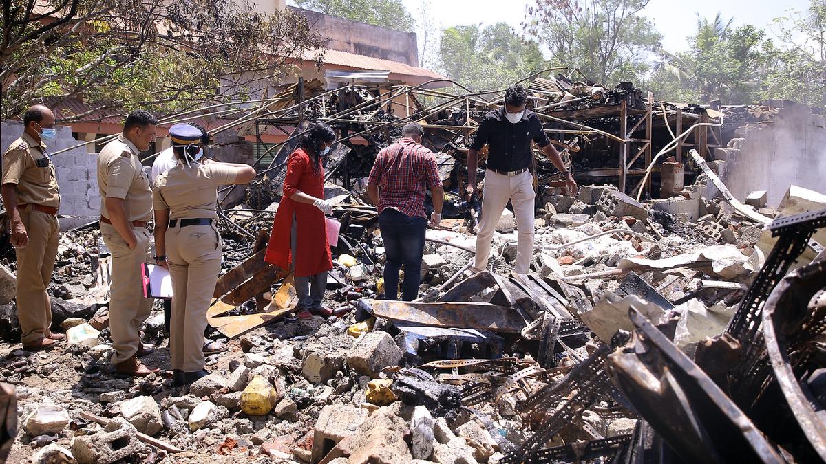 Drug godown gutted in massive fire; fireman killed in action - The Hindu