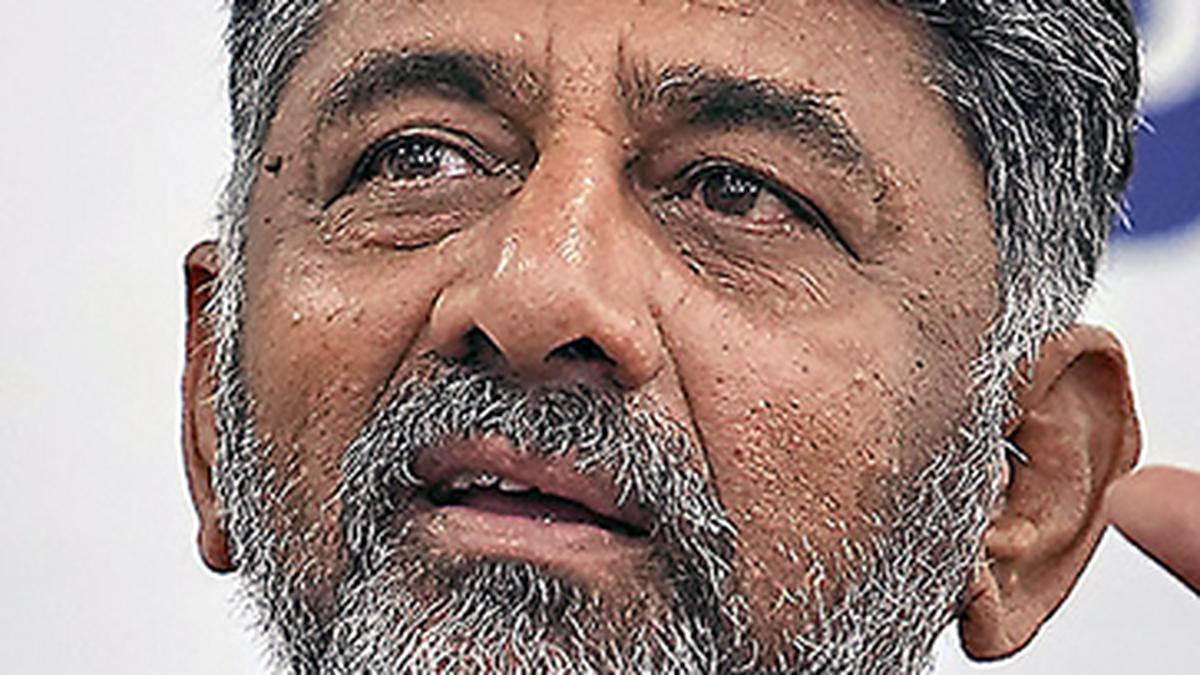 Assets case: HC stays CBI probe against DKS till Feb. 24 - The Hindu