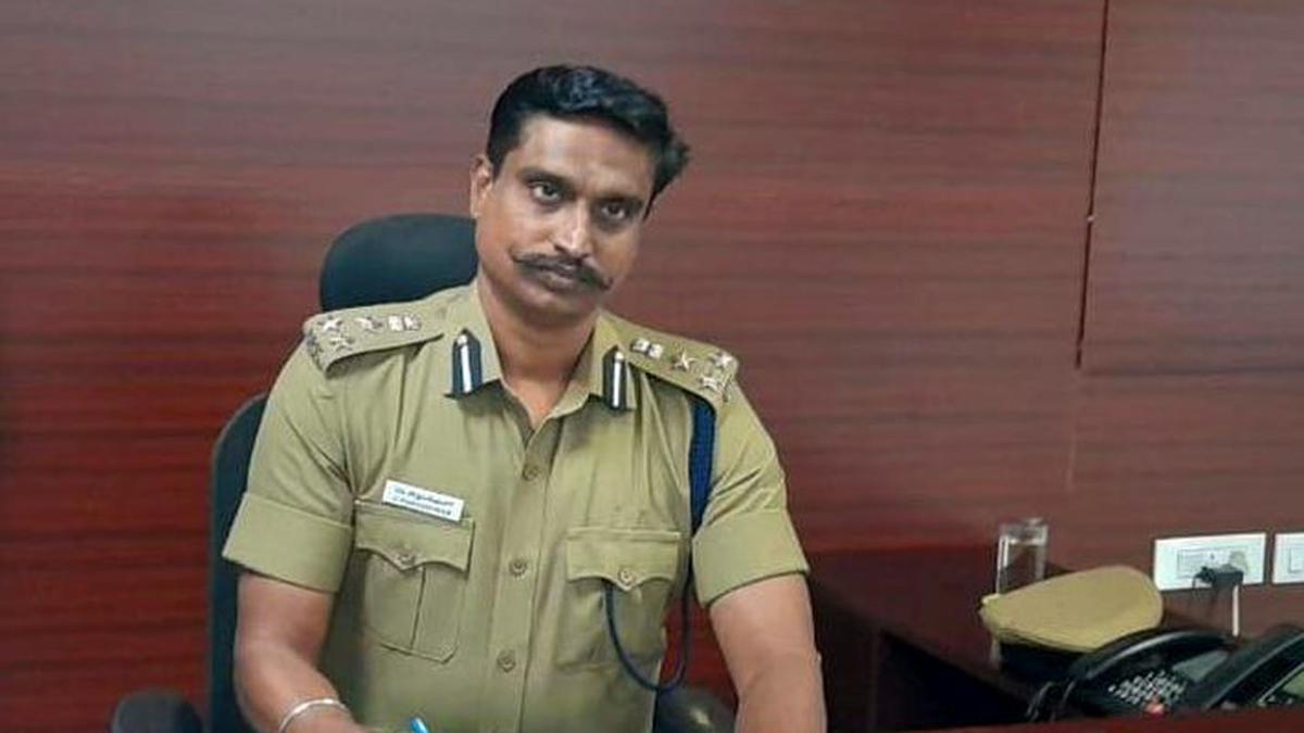 Coimbatore Range DIG C. Vijayakumar ends life; CM Stalin expresses condolences - The Hindu