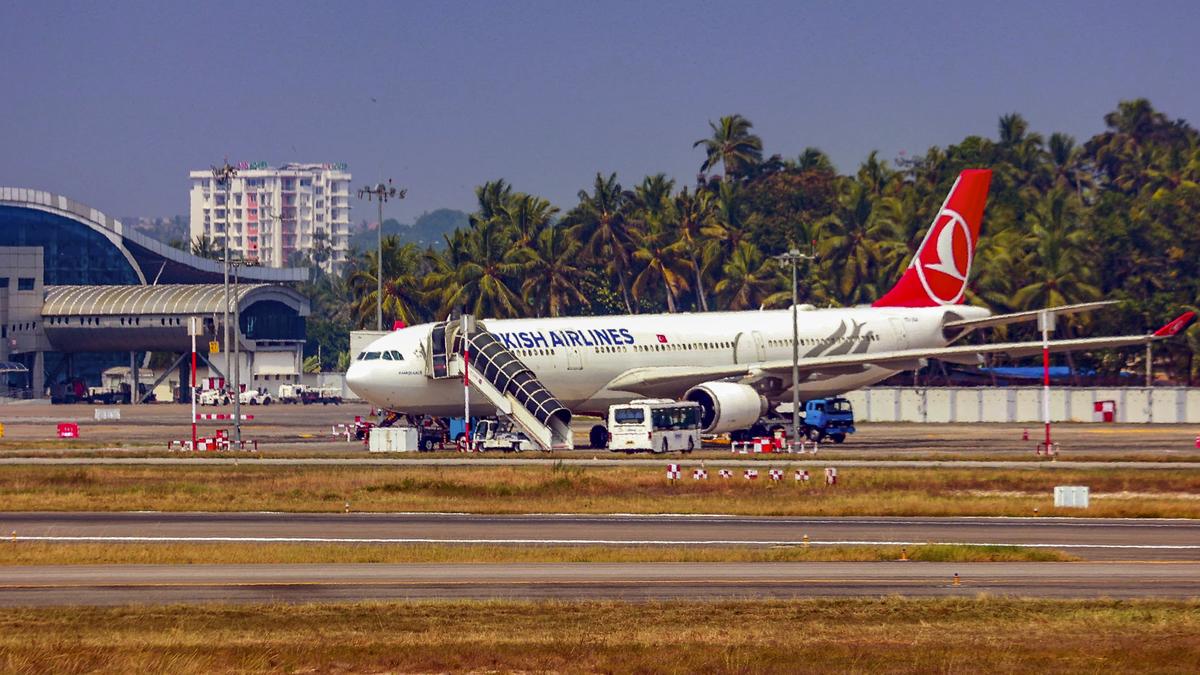 Runway recarpeting: comprehensive plan drawn up to ensure continuity of ...