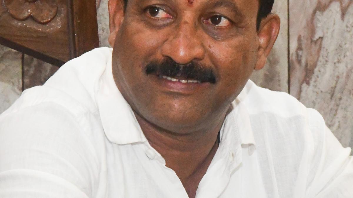 Mangaluru | Jayanand Anchan and Poornima are new Mayor and Deputy Mayor ...