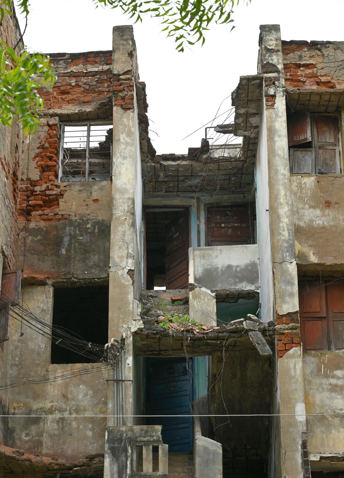 Housing Board tenements in Madurai lie in a shambles; turn haven for ...