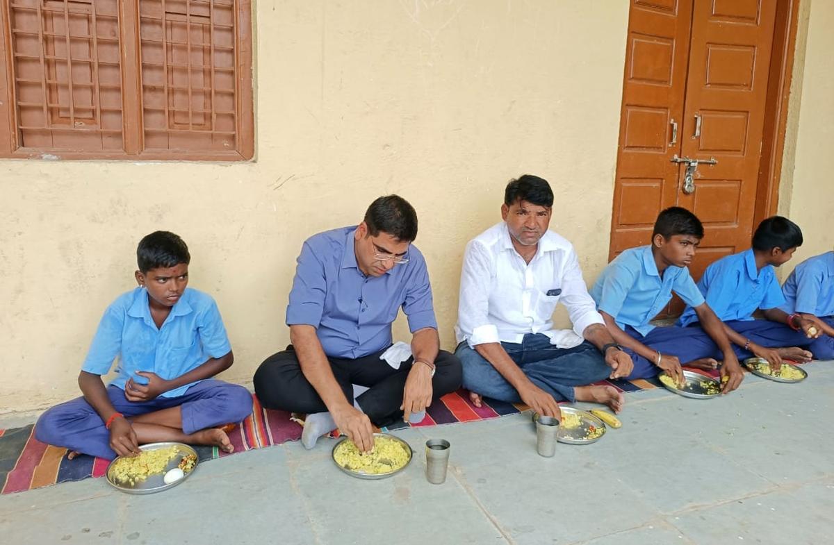 ZP CEO Bhanwar Singh Meena visits government high school in Ravoor ...