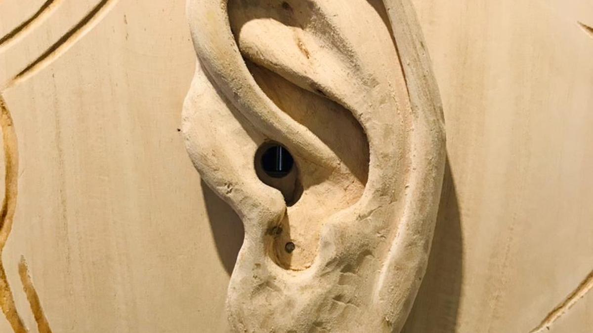 Tensing Joseph’s sculptures combine mechanics with poetry - The Hindu