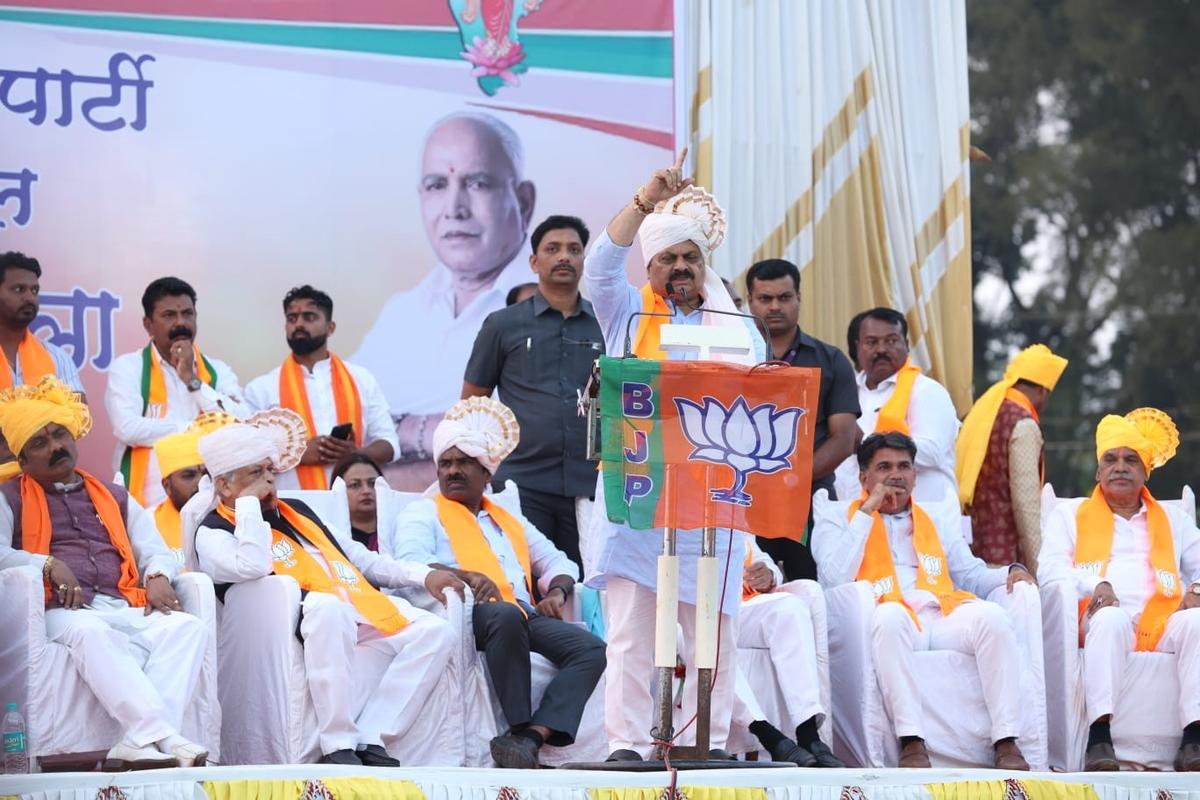 CM accuses Siddaramaiah of indulging in corruption in food and civil ...