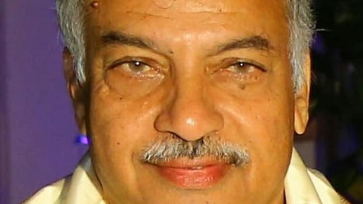 Yarlagadda raises pitch for conferment of Bharat Ratna on NTR - The Hindu