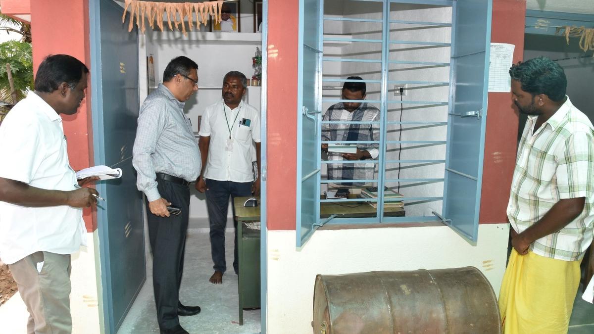 113 new ration shops opened in Salem district, says Collector - The Hindu