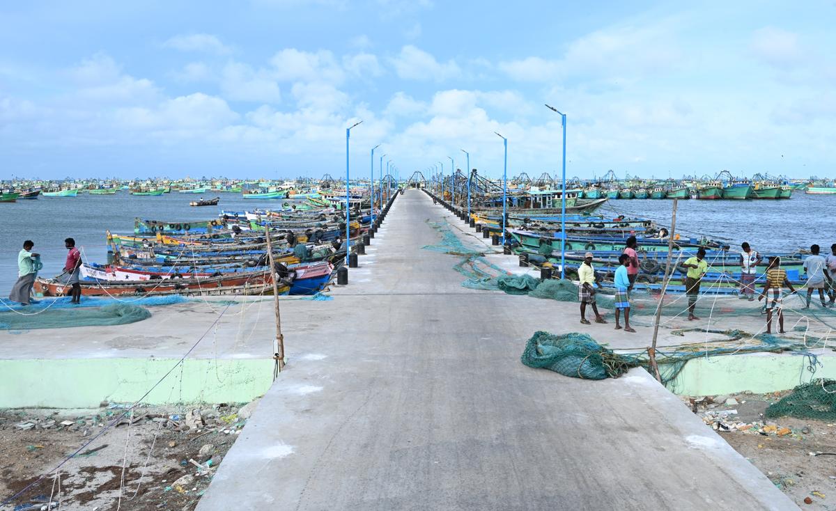 Chief Minister inaugurates renovated T-jetty at Rameswaram - The Hindu