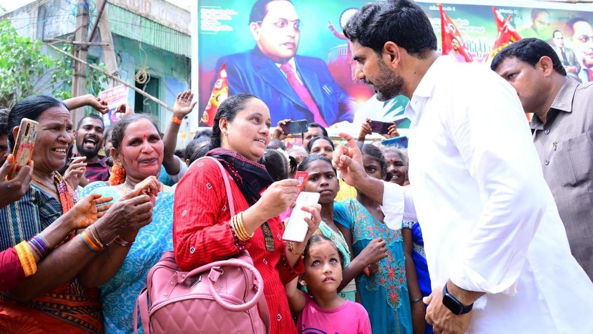 Lokesh promises insurance cover for salt farmers if TDP wins in 2024 - The Hindu