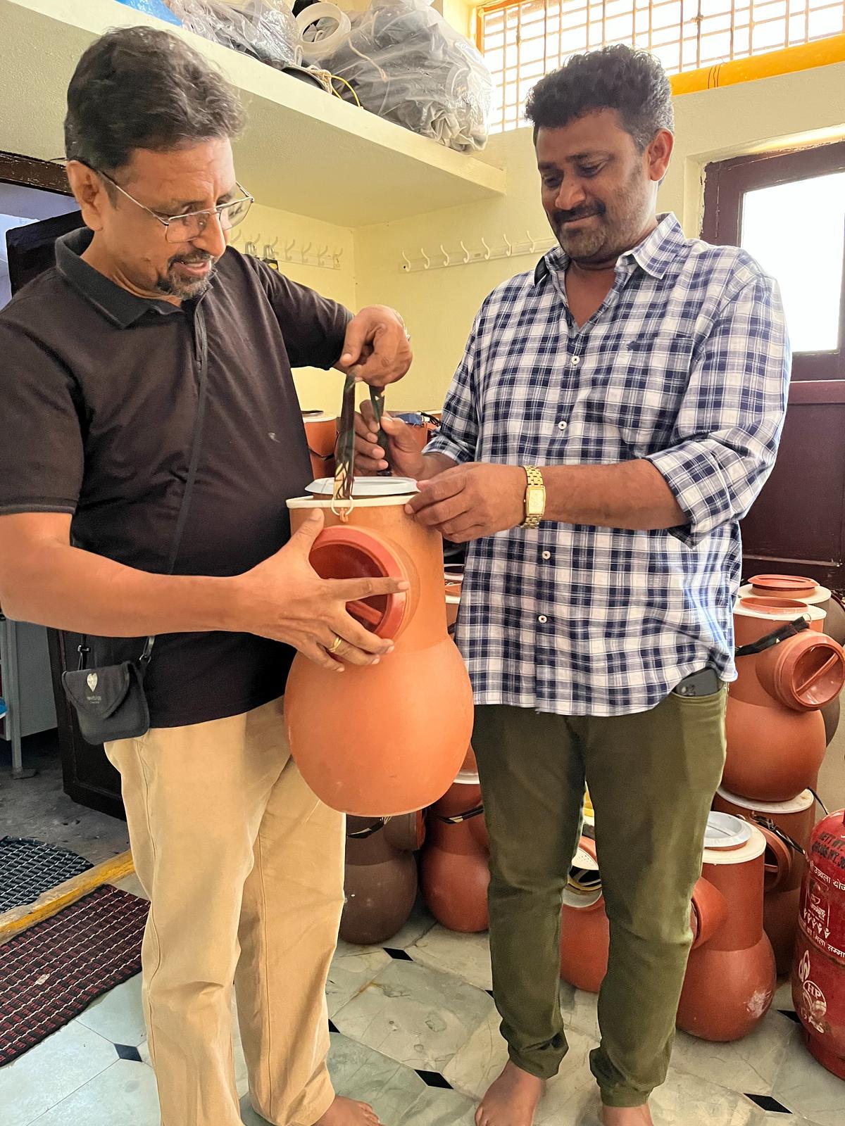 Try ‘neera’, the nectar from palm trees - The Hindu