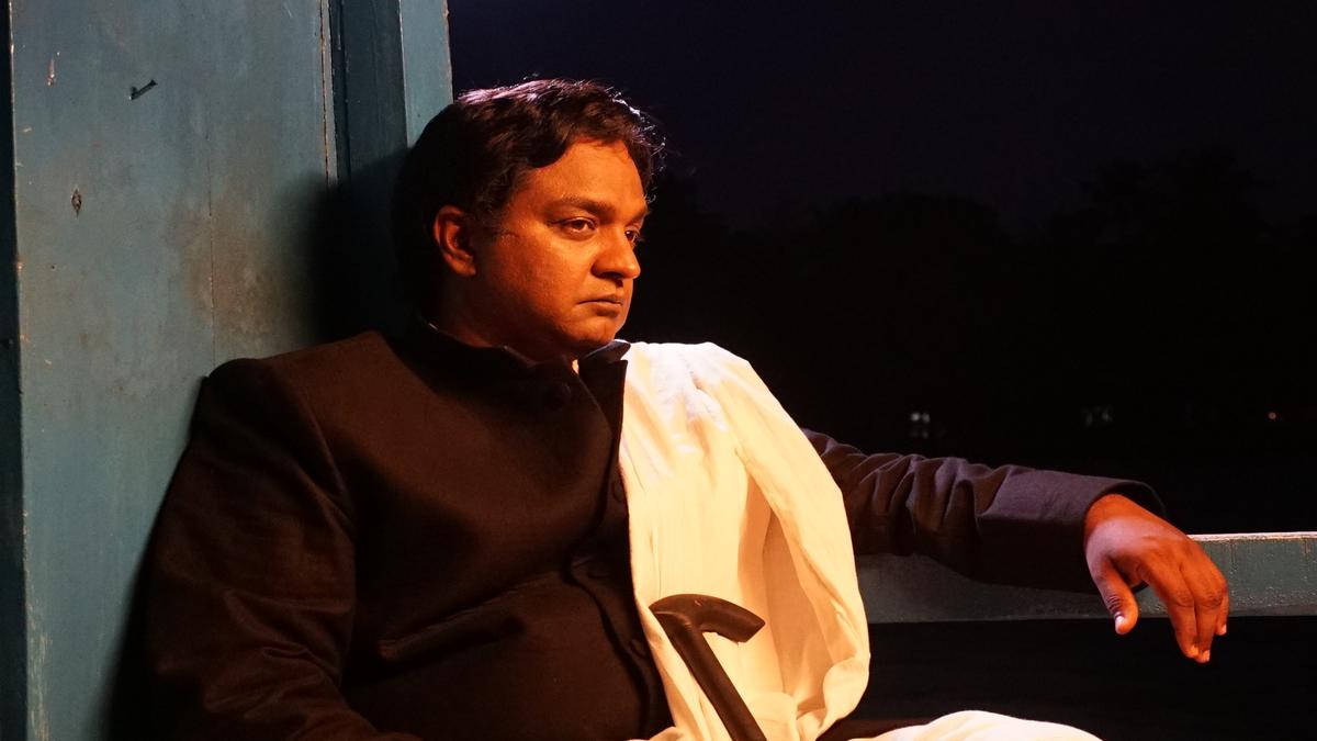 I approached Kumaran Asan through the eyes of director KP Kumaran ...