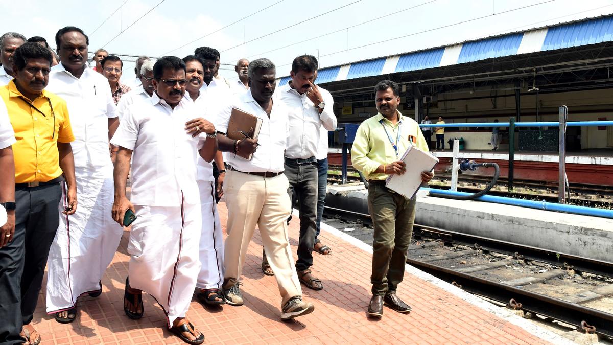 Dindigul Railway station to be modernised: MP - The Hindu
