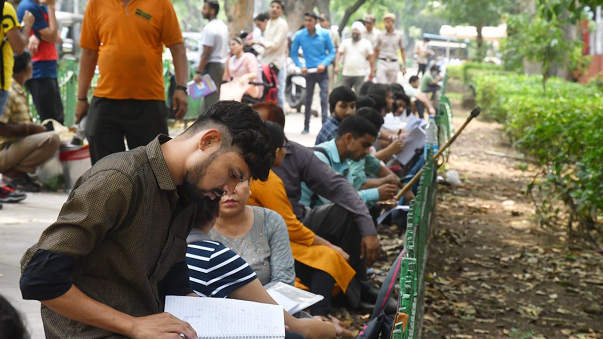 UPSC extends date to apply for civil services prelims exam till Feb. 18 ...