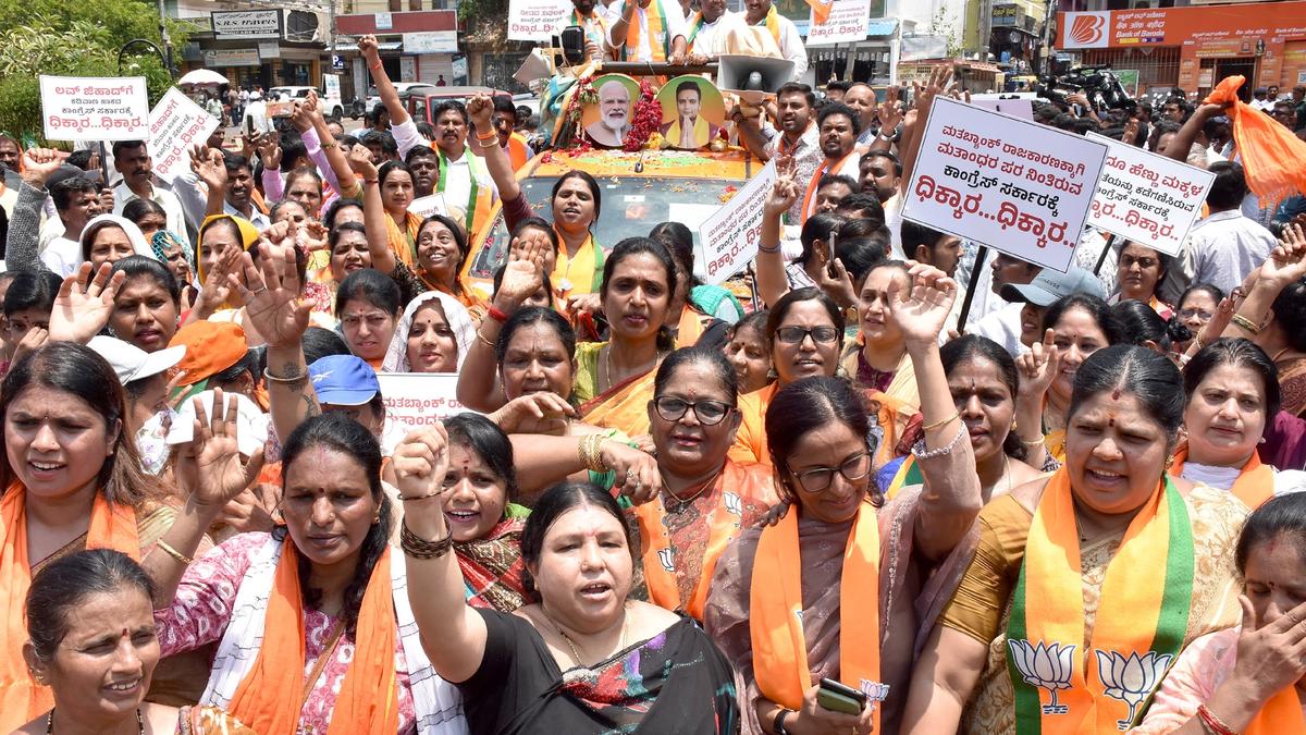 Vijayendra demands CBI probe into Neha Hiremath murder case - The Hindu