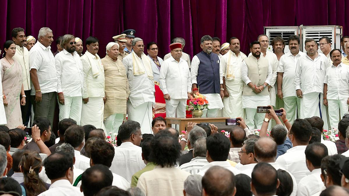 24 more Ministers join Siddaramaiah’s team - The Hindu