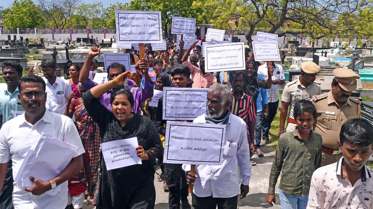 Leaders pay homage to those killed in anti-Sterlite protest - The Hindu