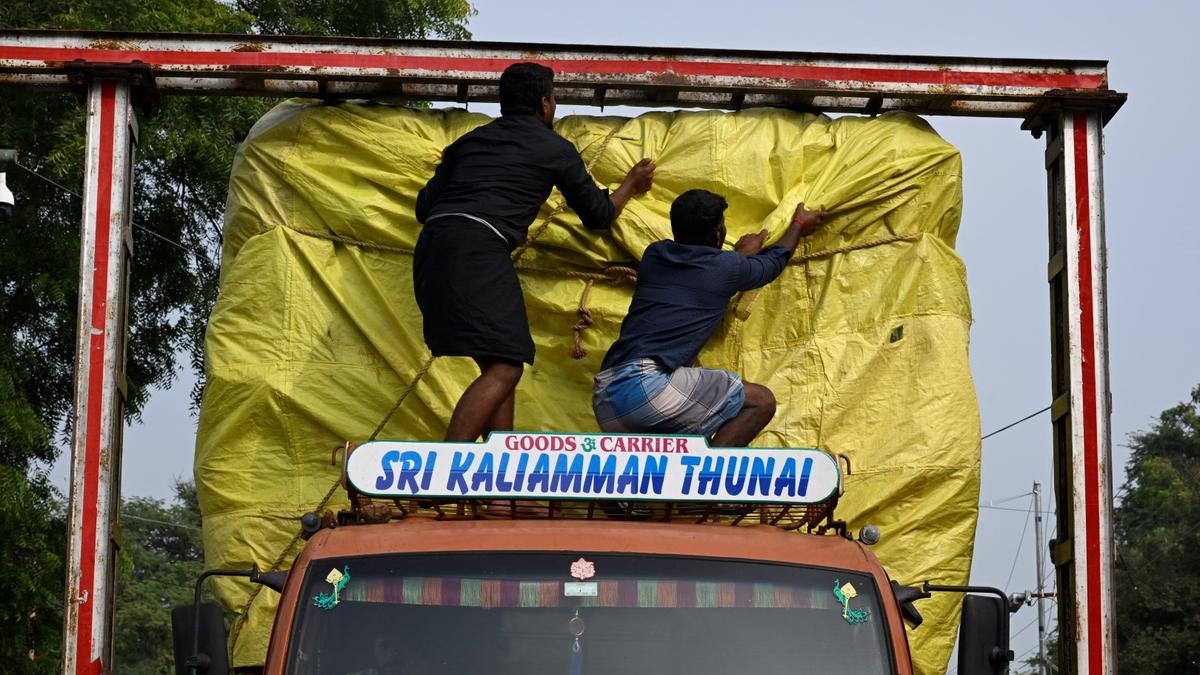 Lorries carrying excess load continue to disrupt vehicle movement on ...